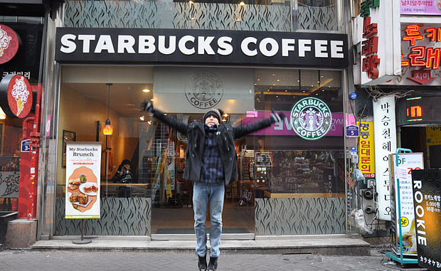 Fan De Starbucks Ha Pasado 17 Años Conociendo Sucursales De Todo El ...