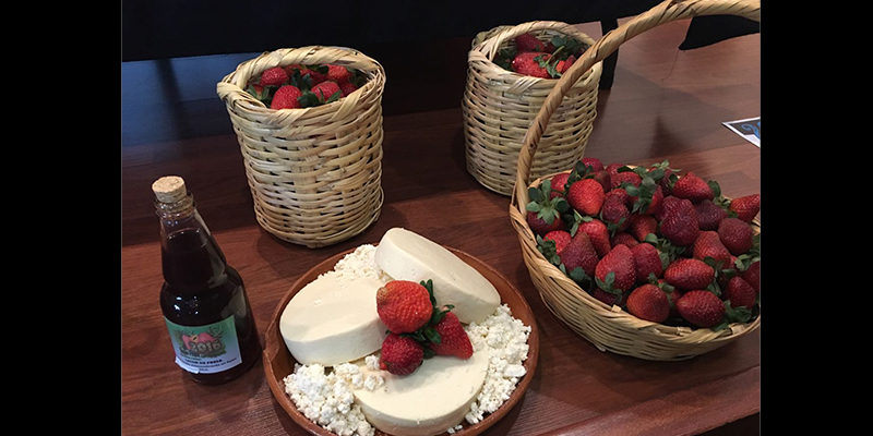 De Cada 100 Toneladas De Fresas Que Se Produce En El País, 65% Es De ...