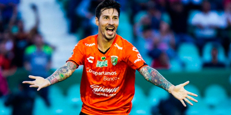 Jonathan Fabbro De Jaguares Es Acusado De Violar A Menor De 11 Años ...