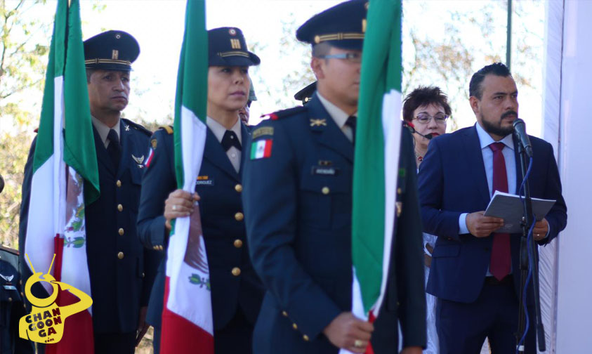 #Morelia Verde, Blanco y Rojo; Así Conmemoran Día De La Bandera Nacional