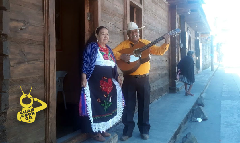 Vivir En Una ‘Troje’ En Pleno 2020: Una Vivienda Creada Por Los ...