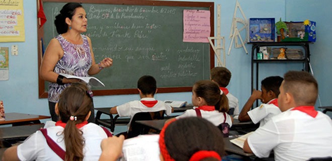 Hoy Celebran Día Del Maestro Más De 1 Millón De Profes De Educación ...