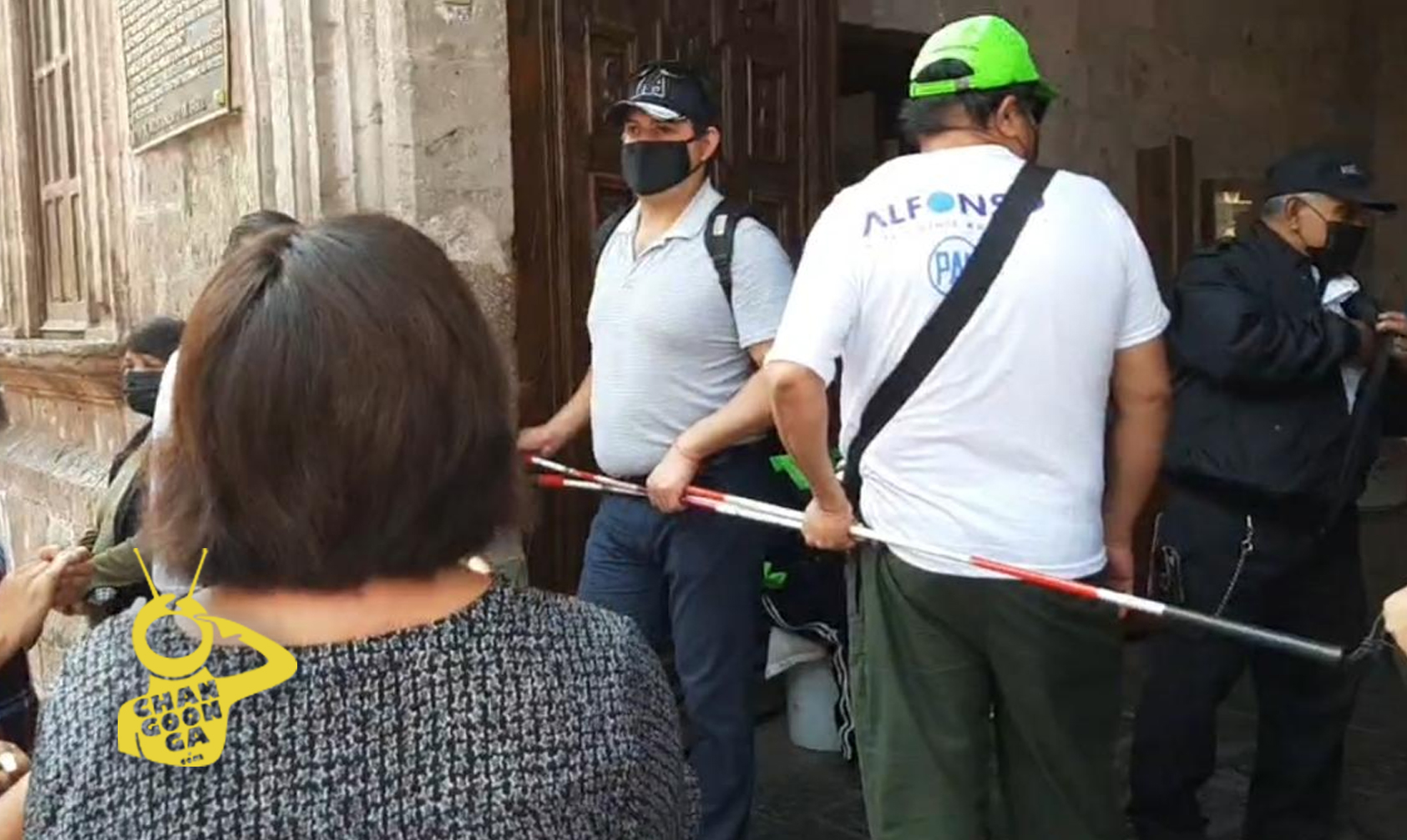 #Morelia Doñitas Molestas VS Invidentes Por Manifestación En Palacio