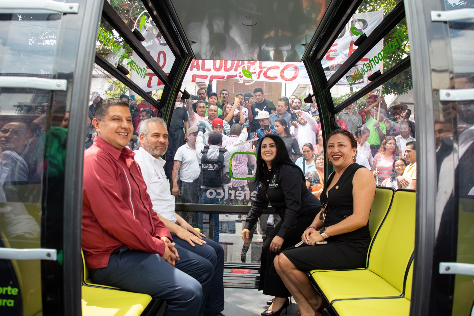 #Uruapan Presentan 1ra Cabina De Cablebús; "Beneficiará A La Economía", Alcalde - Changoonga.com ...