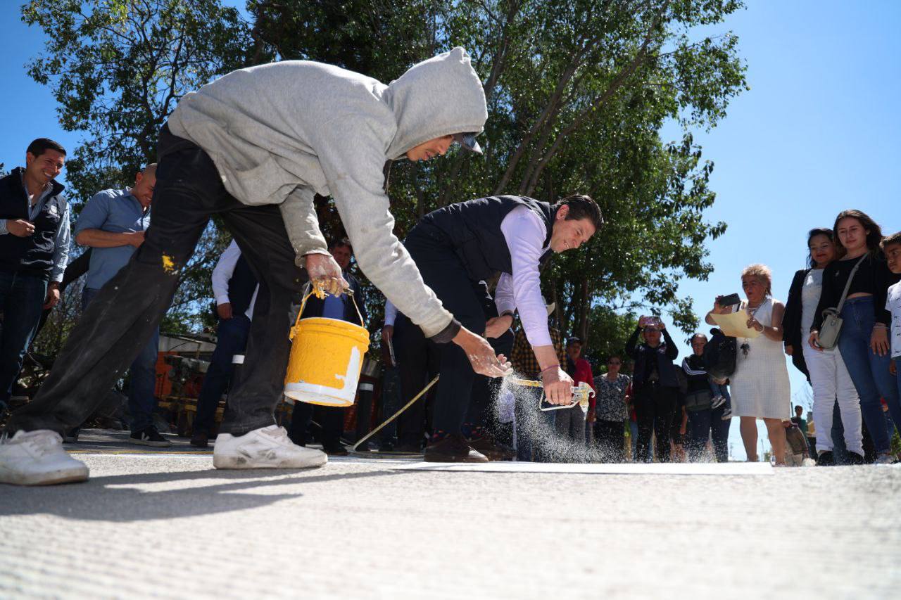 #Morelia Continúan Arreglando Las Calles Para Mejorar El Paso Peatonal ...
