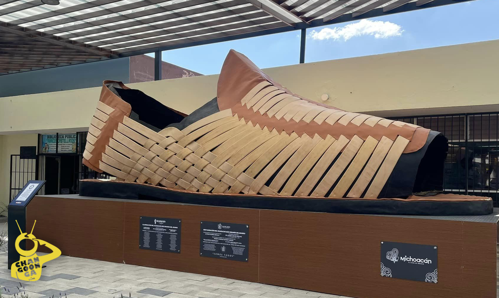 #Michoacán Inaugura Sectur Huarache Más Grande Del Mundo - Changoonga ...