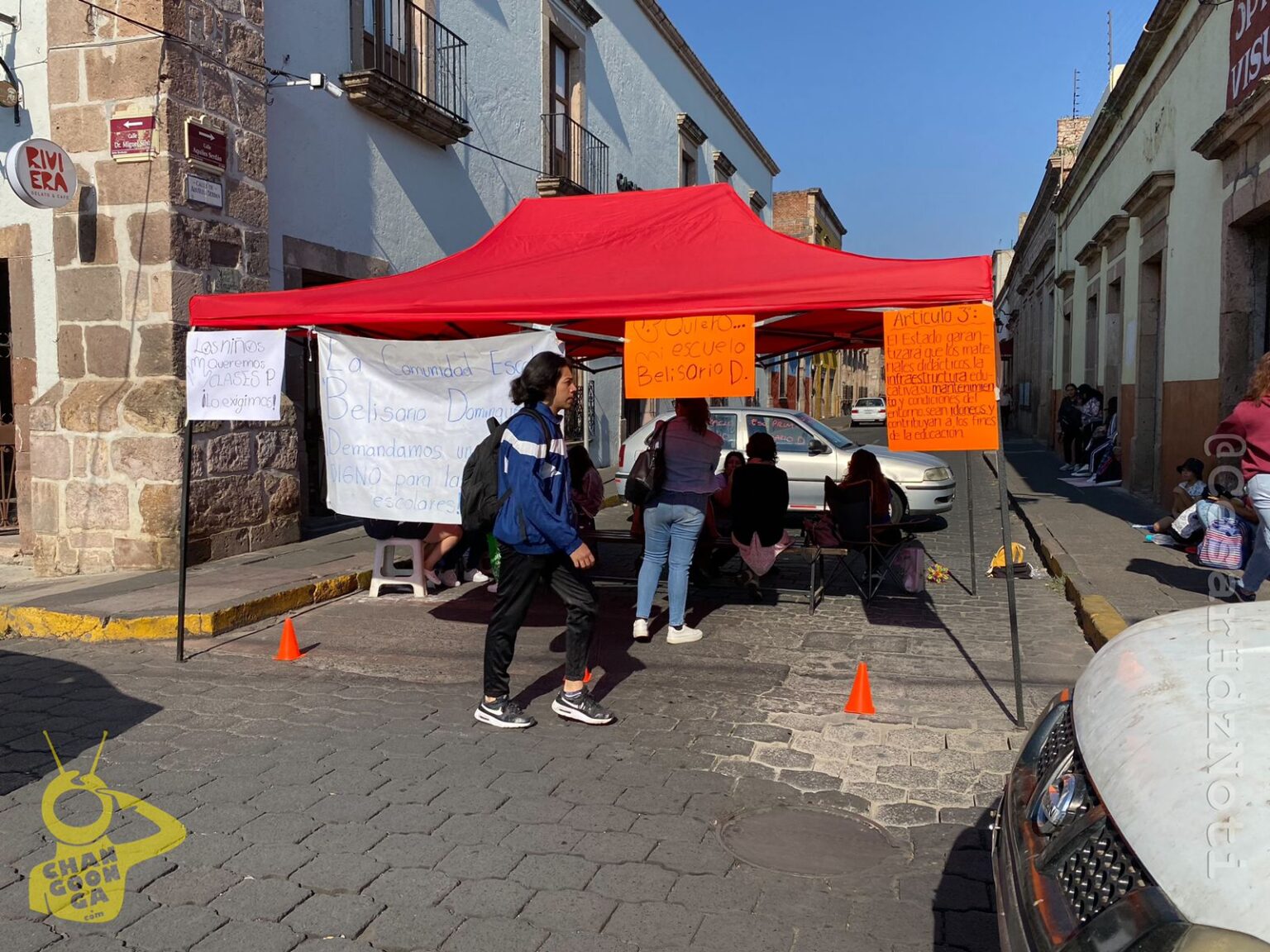#Morelia Padres De Familia Cierran Calles, Exigen Clase Presencial En ...