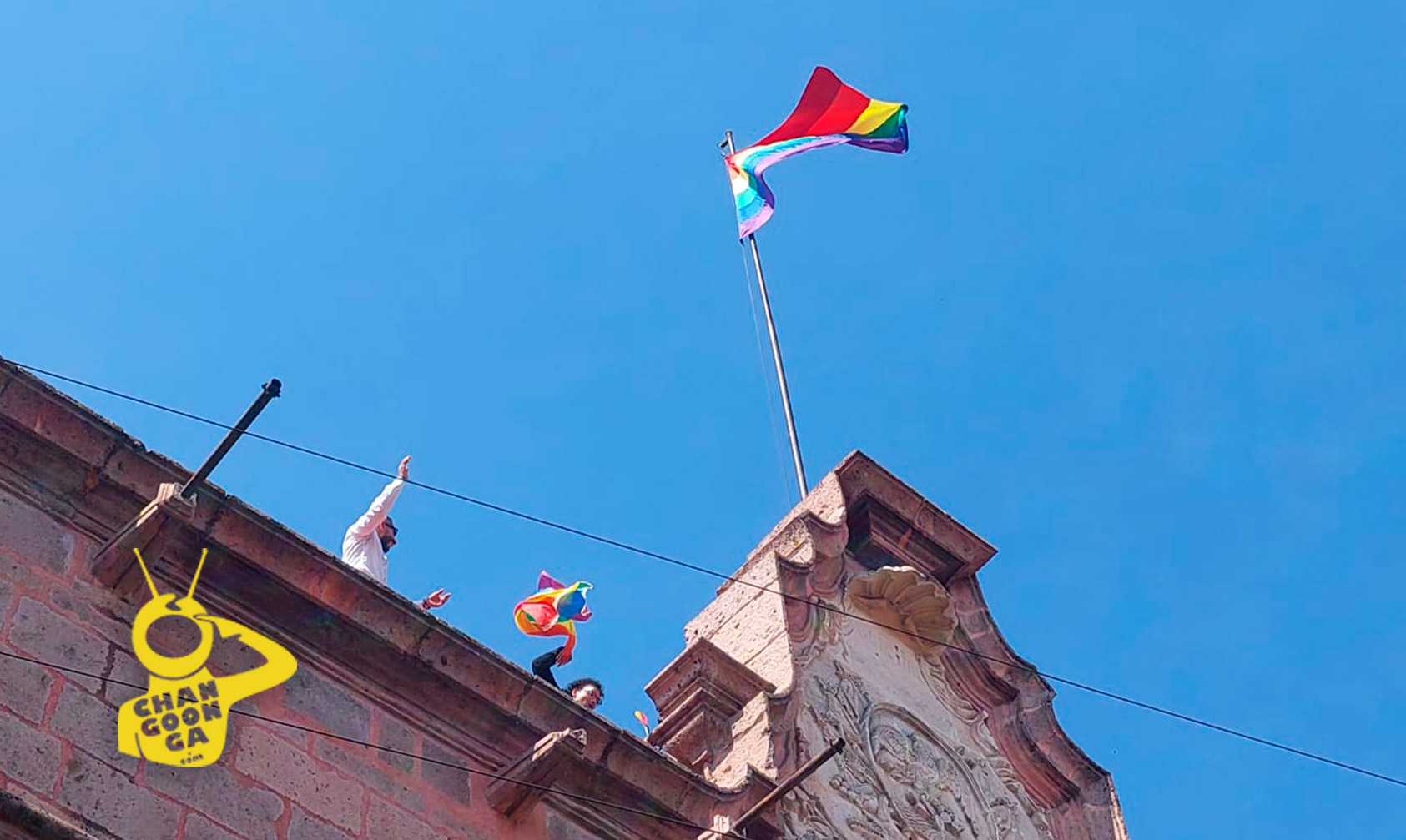 #Morelia Izan Bandera Del Orgullo En Palacio Municipal X Día Vs ...
