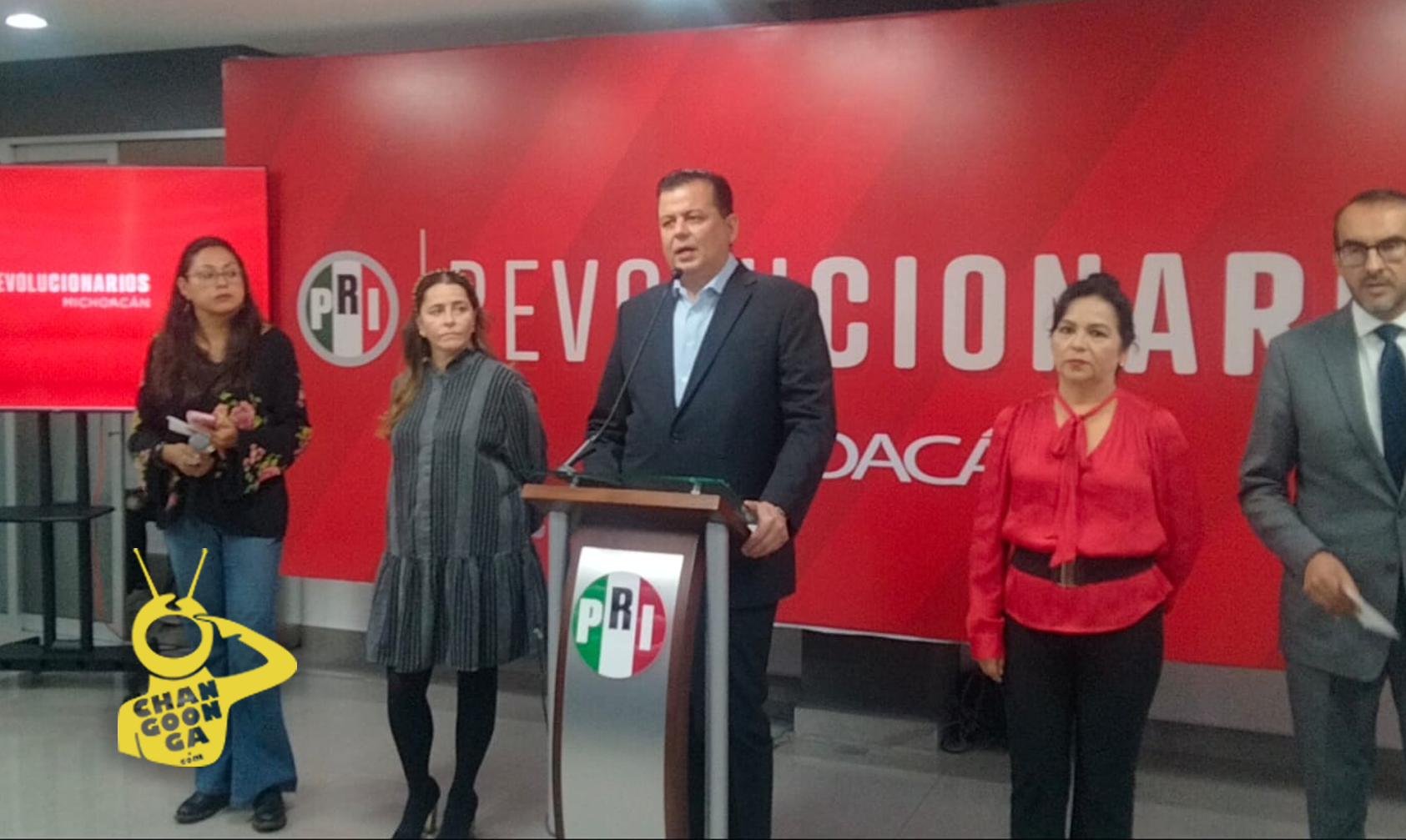 Memo Valencia Analiza Buscar Reelección POR 10 AÑOS Como Dirigente PRI ...